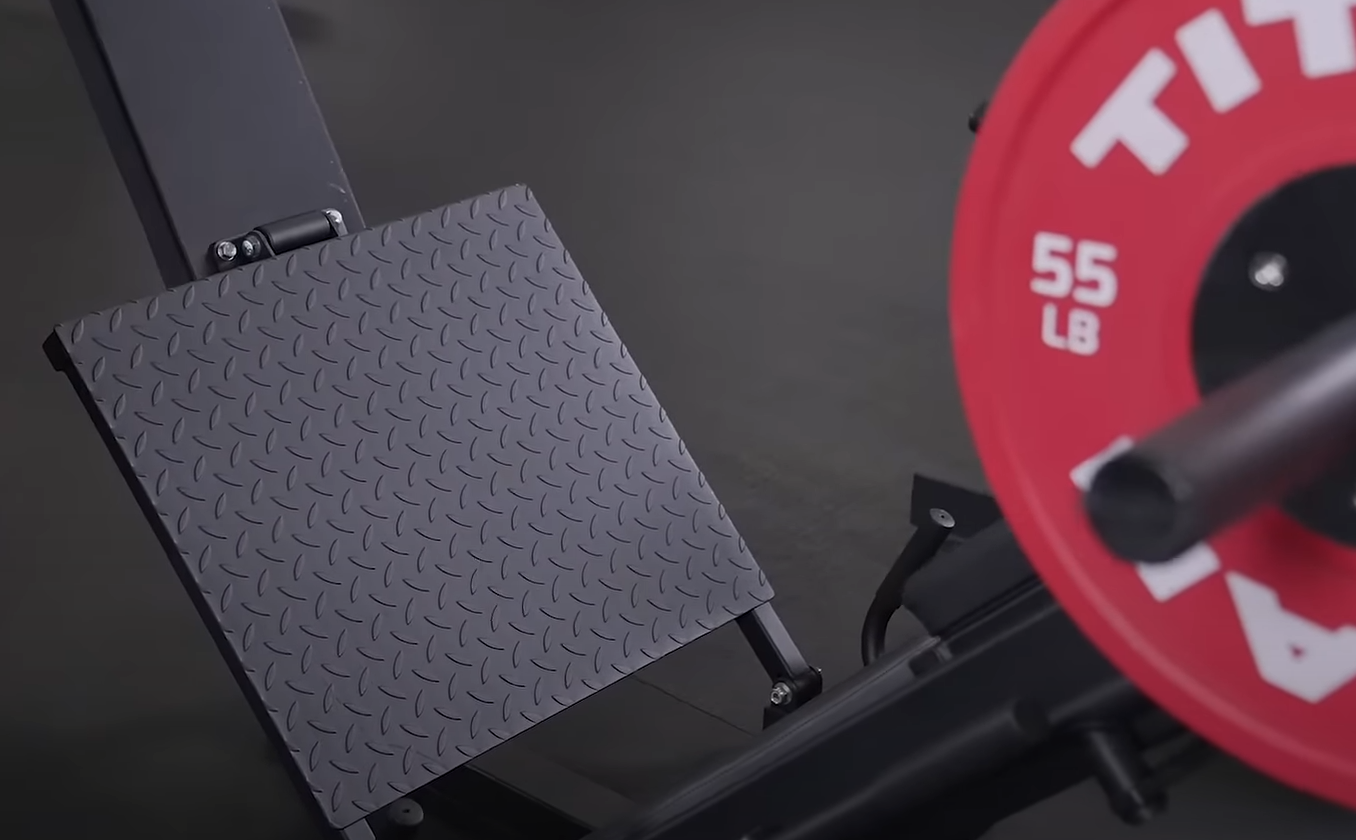 How Much Does a Leg Press Weigh? - Rio Linda Fitness